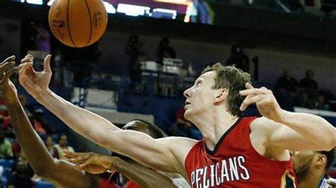 Ömer Aşık NBA de forma giyen en iyi Türk oyuncuNBA