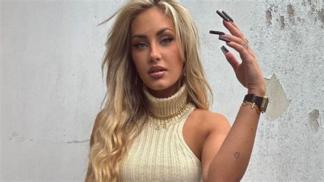 Ex On The Beach Yasin Tanzt Mit Paulinas Unterhose Im Mund