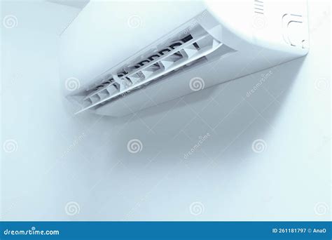 Ar Condicionado Isolado Em Fundo Branco Modernos Blocos Interiores De