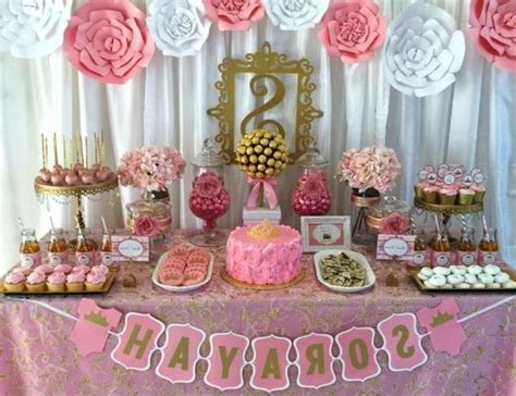 Arriba 53 images como decorar una mesa para pastel de cumpleaños
