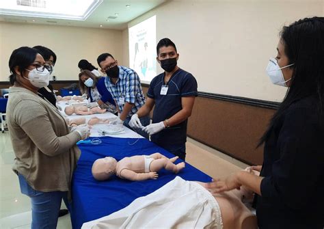 Capacitación continua del recurso humano mantiene estándares de calidad