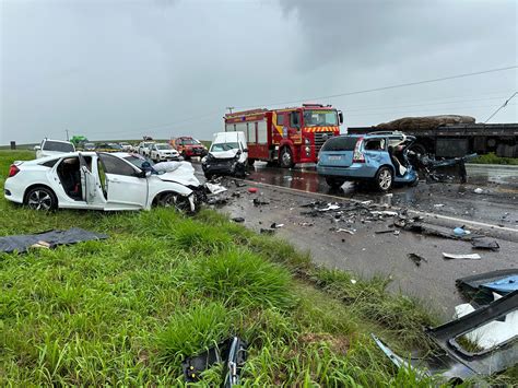 Mulher Morre E Cinco Pessoas Ficam Gravemente Feridas Em Acidente PP