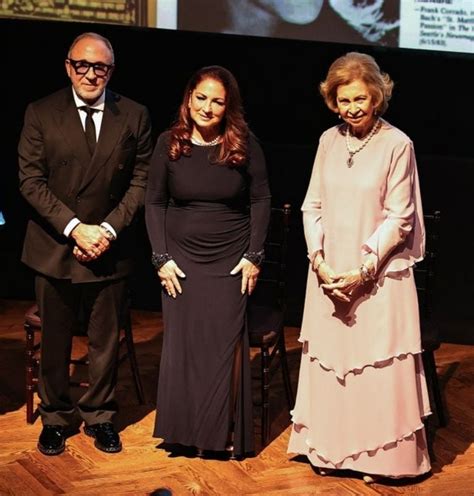 La Reina Sofía recuperó su joya favorita mira de cuál se trata MDZ