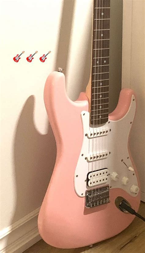 Pin By Kamora On Light Pink Guitar Guitar Design Cool Electric