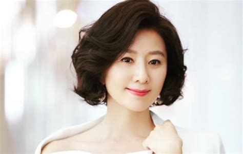 B Quy T N O Gi P Kim Hee Ae C A Th Gi I H N Nh N T A S Ng B O Ph N