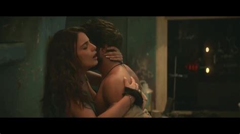 Radhika Madan Hot Sex Scene Without Panty Saas Bahu Aur Flamingo