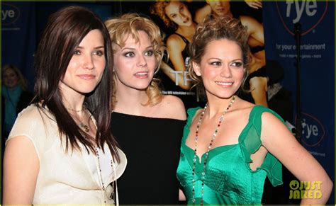 Sophia Bush Hilarie Burton And Bethany Joy Lenz Are Starting A One Tree Hill Podcast Photo