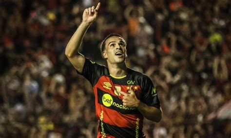 Crb Anuncia A Contrata O Do Atacante Labandeira Ex Sport Ne