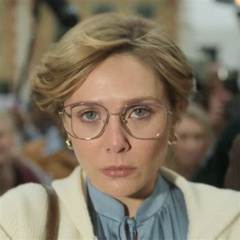 Elizabeth Olsen Est Sendo Aclamada Pela Cr Tica E Apontada Como A