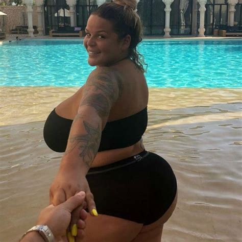 Photo Sarah Fraisou A Perdu Kilos Elle Pose En Bikini Et Pate Ses The