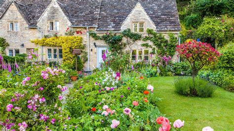 Cómo crear un jardín romántico