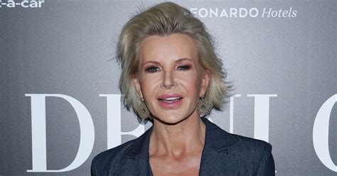 Joanna Racewicz cała na czarno Nie zamierzam słuchać czy babci