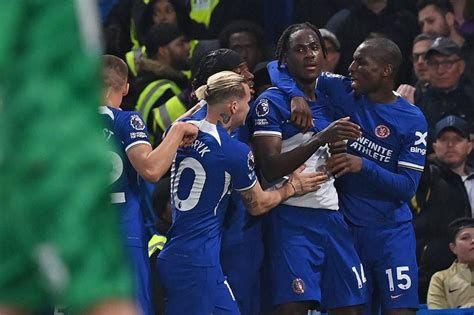 Chelsea Marca Um Gol Em Cada Tempo E Vence O Tottenham Pelo Campeonato