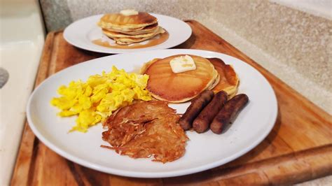 DESAYUNO AMERICANO PANCAKES Food Breakfast Pork