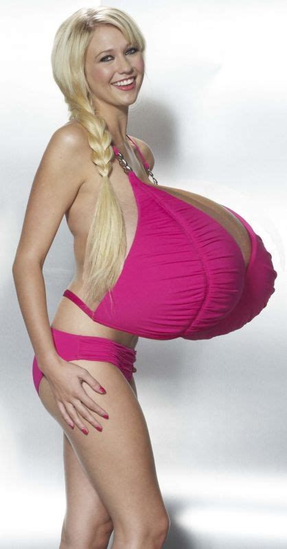 Busty Futa Morph Cumception