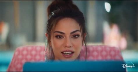 Disney Plusın Demet Özdemir li reklamı yayında