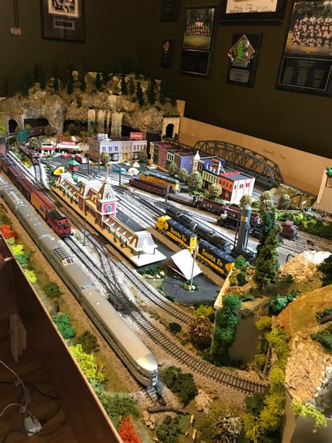 X Ho Train Layout Cal S Model Railroad Layouts Plansmodel