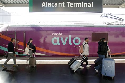 Renfe Pone A La Venta Los Billetes Para Los Avlo De Asturias