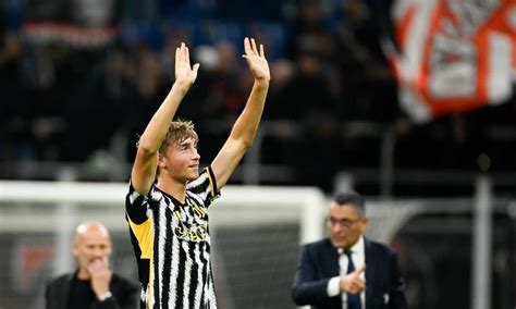 Huijsen Al Bournemouth Fissate Le Visite Mediche I Dettagli Dell