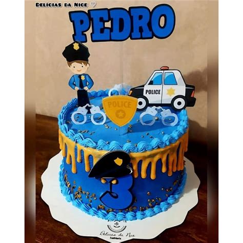 Topo 68 Imagem Bolo De Policial Feminino Br Thptnganamst Edu Vn