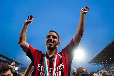 Actu Foot on Twitter Joyeux anniversaire à Ismaël Bennacer qui fête