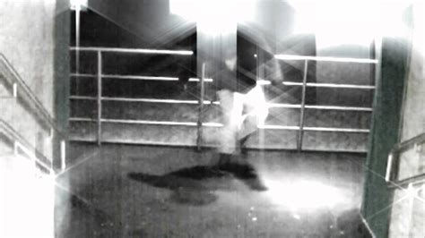 Theblackwhiteshadow Get Naked You Beezy Youtube