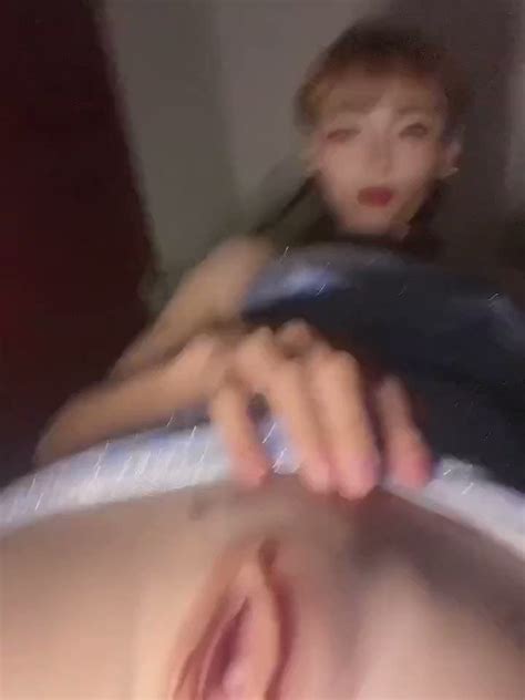 大屌萌妹 人妖视频 国产人妖 伪娘视频 on Twitter 谁能想到下面一马平川的里面竟还能有个野兽呢 大连体 女装大佬 伪娘