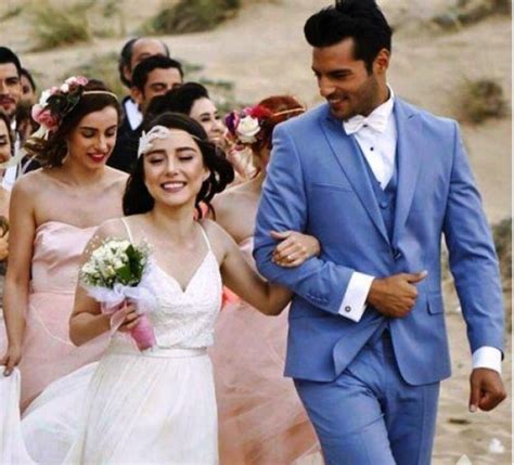 Ozge Gurel And Serkan Cayoglu Couple Is Getting Ready To Have A Wedding