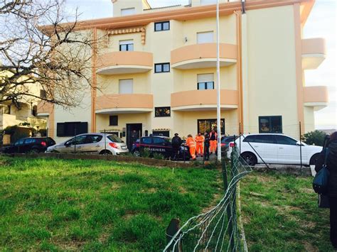 Uccide L Ex Moglie E Ferisce Il Nuovo Compagno