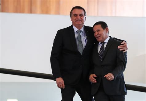 TSE retomará na próxima terça julgamento de ações que pedem cassação da