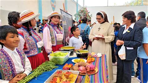 FERIA GASTRONÓMICA CONOCIENDO EL PERÚ DESDE EL COLEGIO Colegio