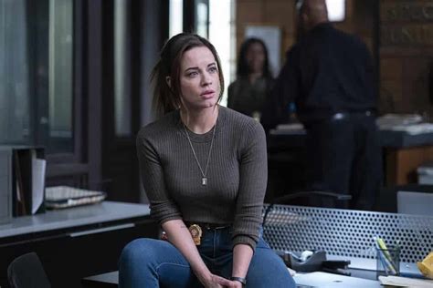 Law And Order Svu Season Episode Photos Cast Plot