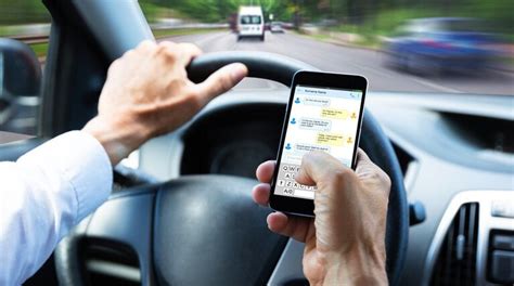 Los Peligros De Usar El Celular Al Volante Un Riesgo Inaceptable Para