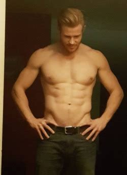 Onlyfamousnakedmen Tumblr Post 182619369539 Porn Photo Pics