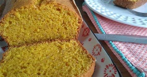 Bolo de cenoura laranja e amêndoa
