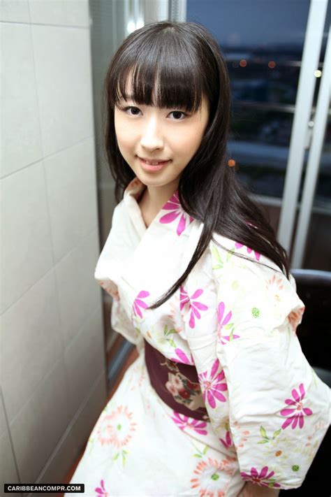 Japanese Girls Pretty Outdoor Exposure Motozawa Tomomi