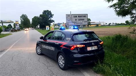 Evade Dai Domiciliari Per Andare Al Bar A Bere Un Drink
