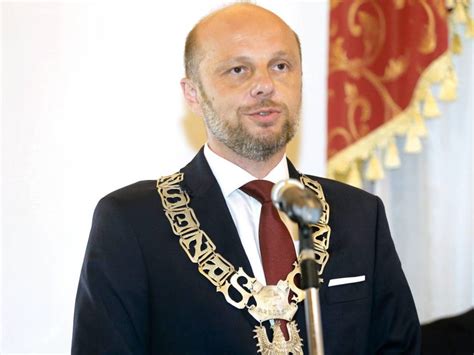 Jest Wotum Zaufania I Absolutorium Dla Prezydenta Rzeszowa Konrada