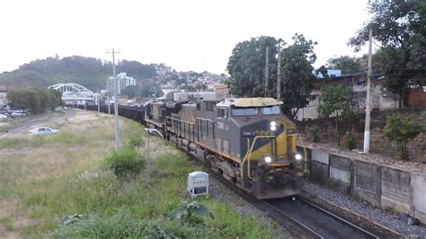 Trens de carga geral e carregado de carvão 3 locomotivas atuando na