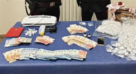 Un Fiume Di Cocaina Dalla Calabria A Jesi Con Il Pullman Cinque Arrestati