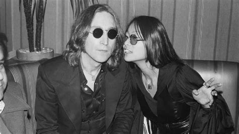 Así luce hoy May Pang la novia que Yoko Ono le consiguió a John Lennon