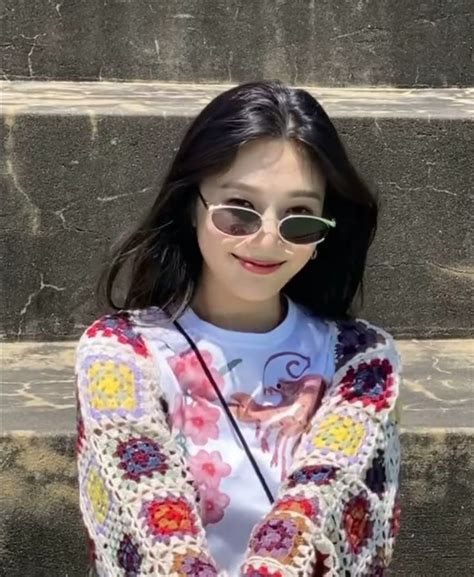 Pin Oleh Felix Mendelssohn Di Red Velvet Di 2024 Selebritas