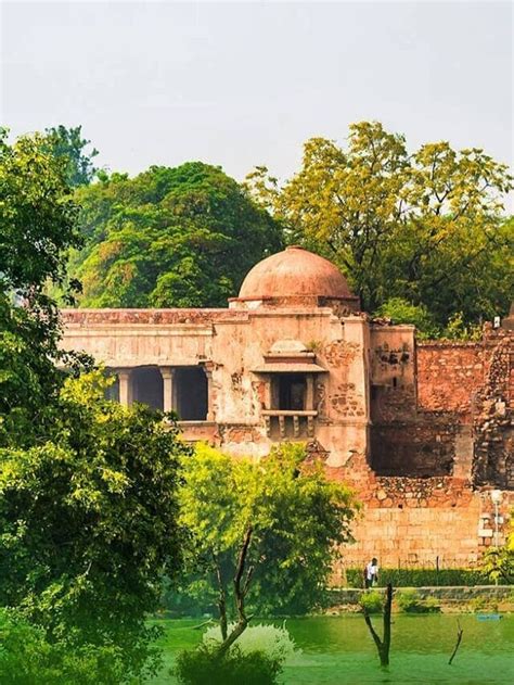 7 Fun Places To Hang Out In Delhi