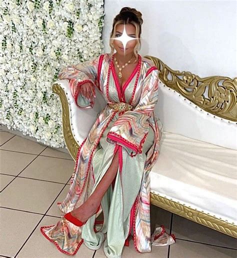Pin By Fadoua Rachidi On Enregistrements Rapides Moroccan Dress