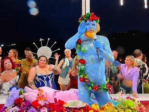 La C R Monie D Ouverture Des Jeux Olympiques Met En Sc Ne Des Drag