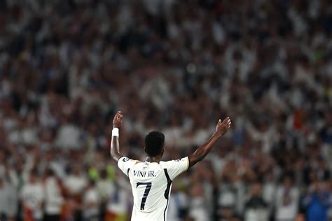 Sevilla Aimed A Less Than Subtle Dig At Real Madrid Over Ballon D Or No