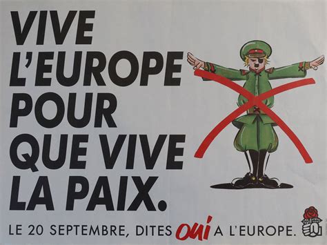 Ps Parti Socialiste Affiches Pour La Campagne Du Oui Au
