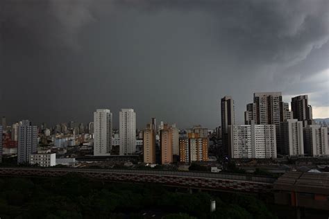 Como Evitar Problemas No Temporal Previsto Para Esta Sexta 18 CNN