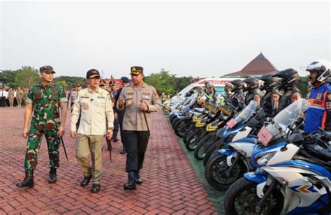 Amankan Arus Mudik Dan Balik Lebaran Pj Bupati Bekasi Pimpin Apel