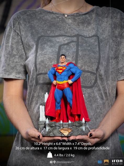 Superman Unleashed Dc Comics Deluxe Art Scale Statue Piece